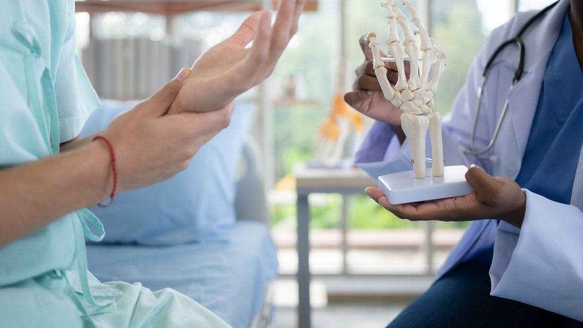 Bone Facts Quiz: Test Your Bone Health IQ | South Bend Clinic | The ...