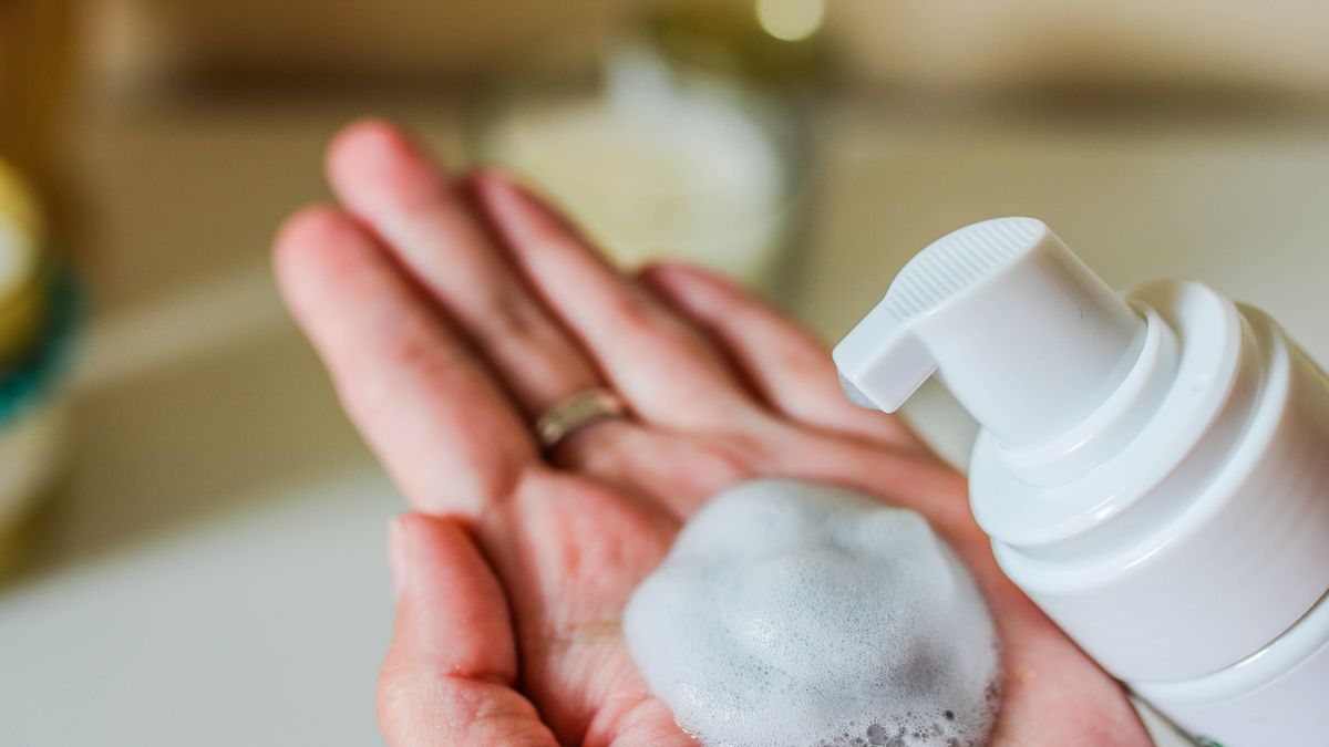 Allergic To Soap? 4 Ingreditents That May Be To Blame | Duly Health and ...
